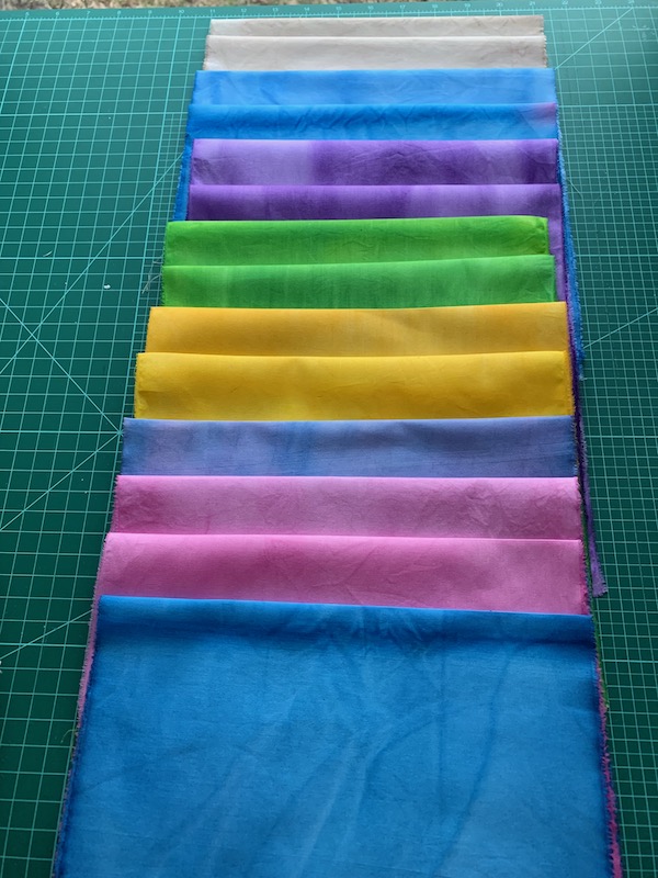 Ode to Dye-na-Flow - Lynda Heines Fabric Design